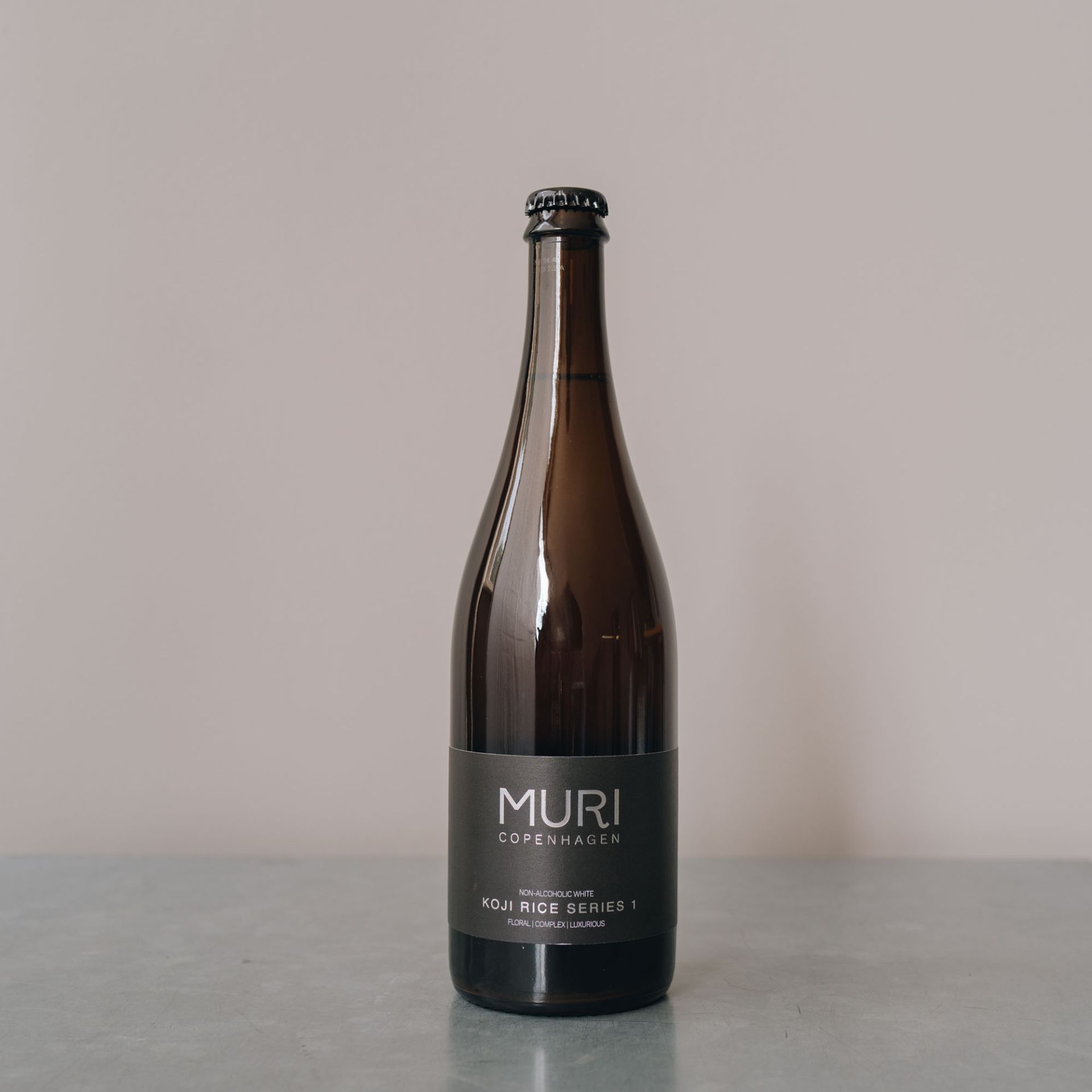 Muri Passing Clouds weiss